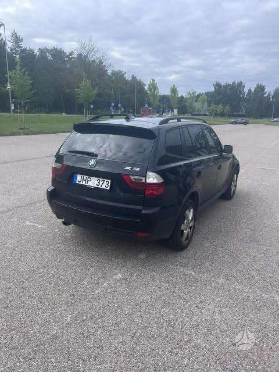 Black BMW X3 2007 in Vilnius, with an engine capacity of 2.00 L and mileage of 344 thousand km for 3800 €, photo 4 on AUTOMOTO.COM.LV