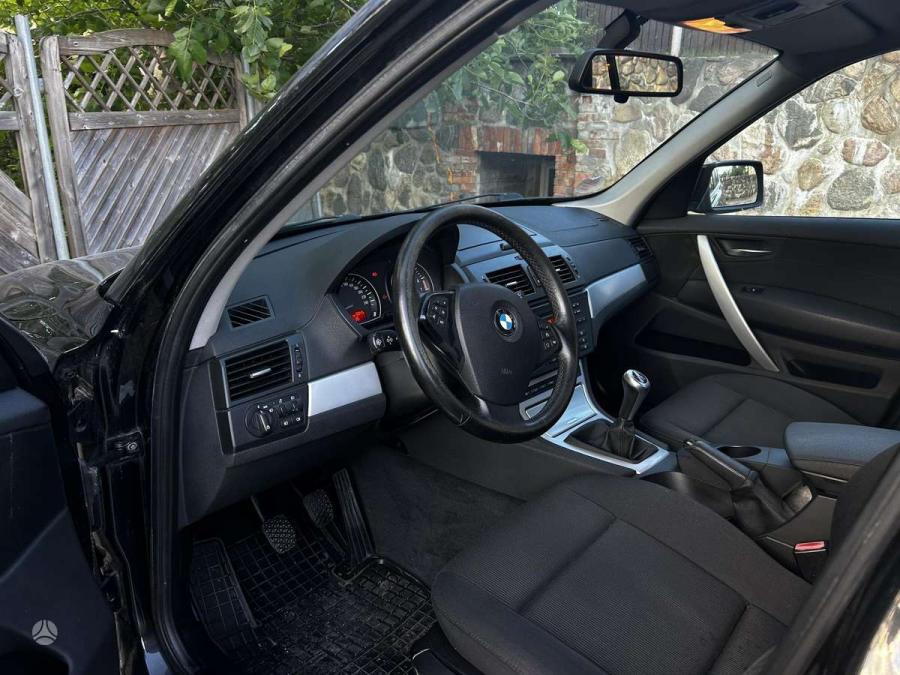 Black BMW X3 2007 in Kupiskis, with an engine capacity of 2.00 L and mileage of 205 thousand km for 3700 €, photo 9 on AUTOMOTO.COM.LV