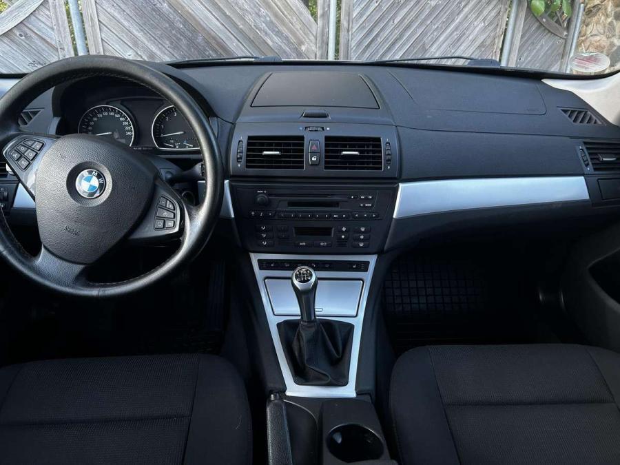 Black BMW X3 2007 in Kupiskis, with an engine capacity of 2.00 L and mileage of 205 thousand km for 3700 €, photo 11 on AUTOMOTO.COM.LV