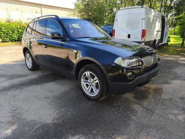 Black BMW X3 2007 in Kelme, with an engine capacity of 2.99 L and mileage of 258 thousand km for 5200 €, photo 1 on AUTOMOTO.COM.LV