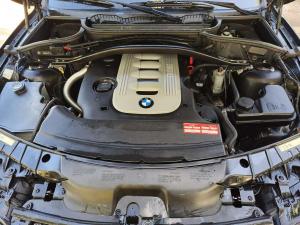 Black BMW X3 2007 in Kelme, with an engine capacity of 2.99 L and mileage of 258 thousand km for 5200 €, photo 9 on AUTOMOTO.COM.LV