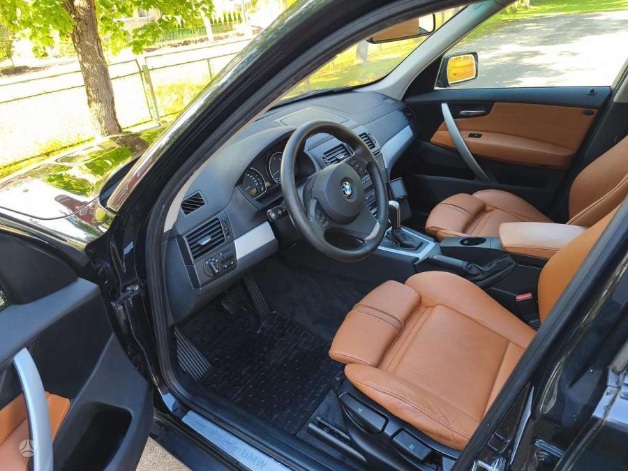 Black BMW X3 2007 in Kelme, with an engine capacity of 2.99 L and mileage of 258 thousand km for 5200 €, photo 12 on AUTOMOTO.COM.LV
