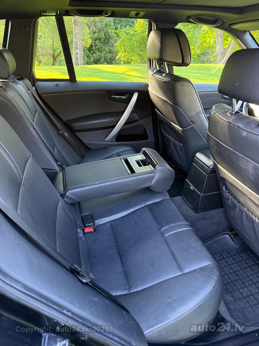 Black BMW X3 2007 in Tartu, with an engine capacity of 3.00 L and mileage of 309 thousand km for 4500 €, photo 12 on AUTOMOTO.COM.LV