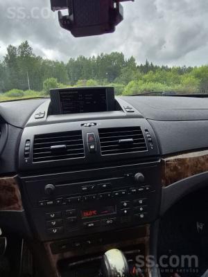 Black BMW X3 2007 in Gulbene, with an engine capacity of 3.00 L and mileage of 370 thousand km for 4900 €, photo 4 on AUTOMOTO.COM.LV
