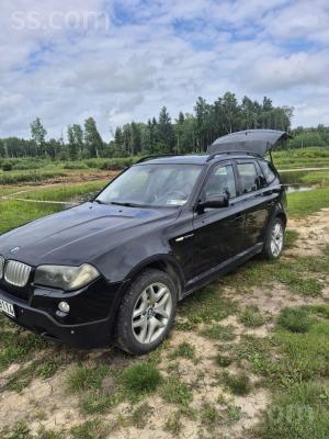 Black BMW X3 2007 in Gulbene, with an engine capacity of 3.00 L and mileage of 370 thousand km for 4900 €, photo 12 on AUTOMOTO.COM.LV