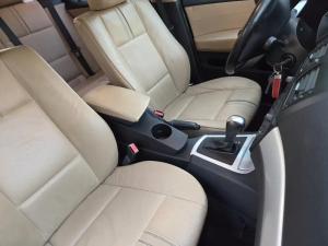 Black BMW X3 2007 in Jelgava, with an engine capacity of 3.00 L and mileage of 406 thousand km for 5750 €, photo 14 on AUTOMOTO.COM.LV