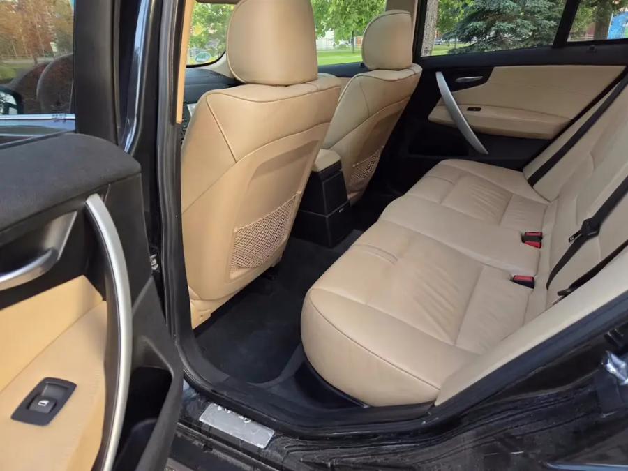 Black BMW X3 2007 in Jelgava, with an engine capacity of 3.00 L and mileage of 406 thousand km for 5750 €, photo 16 on AUTOMOTO.COM.LV
