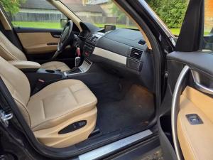 Black BMW X3 2007 in Jelgava, with an engine capacity of 3.00 L and mileage of 406 thousand km for 5750 €, photo 21 on AUTOMOTO.COM.LV