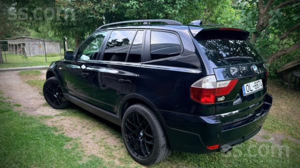 Black BMW X3 2007 in Ogre, with an engine capacity of 2.00 L and mileage of 292 thousand km for 5350 €, photo 4 on AUTOMOTO.COM.LV