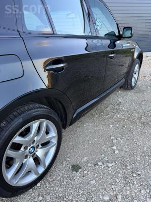 Black BMW X3 2007 in Balvi, with an engine capacity of 3.00 L and mileage of 285 thousand km for 5799 €, photo 11 on AUTOMOTO.COM.LV