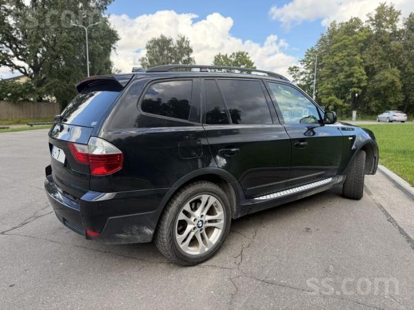 Black BMW X3 2007 in Riga, with an engine capacity of 3.00 L and mileage of 295 thousand km for 5800 €, photo 5 on AUTOMOTO.COM.LV
