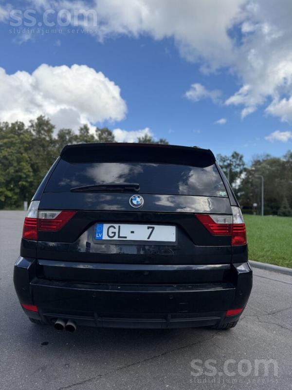 Black BMW X3 2007 in Riga, with an engine capacity of 3.00 L and mileage of 295 thousand km for 5800 €, photo 6 on AUTOMOTO.COM.LV