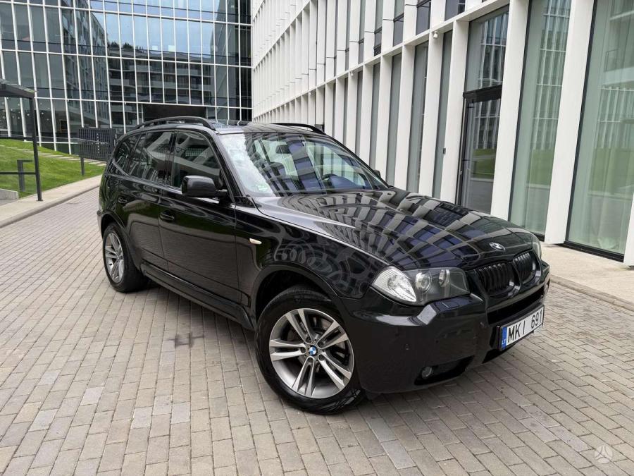 Melns BMW X3 2007 Viļņa, ar dzinēja tilpumu 2.99 L un nobraukumu 300 tūkst. km par 4450 €, foto 1 vietnē AUTOMOTO.COM.LV