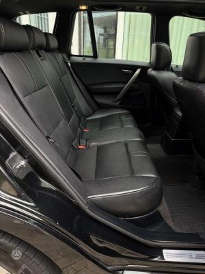 Melns BMW X3 2007 Viļņa, ar dzinēja tilpumu 2.99 L un nobraukumu 300 tūkst. km par 4450 €, foto 25 vietnē AUTOMOTO.COM.LV