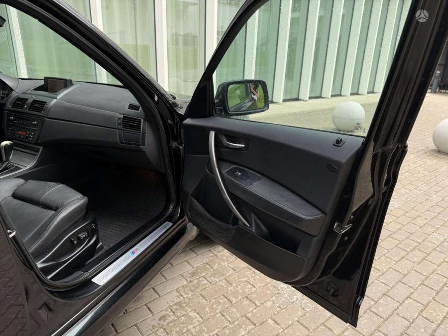 Melns BMW X3 2007 Viļņa, ar dzinēja tilpumu 2.99 L un nobraukumu 300 tūkst. km par 4450 €, foto 26 vietnē AUTOMOTO.COM.LV