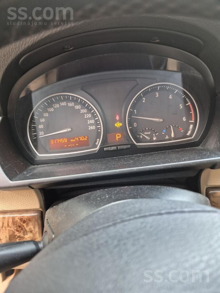 Black BMW X3 2007 in Balvi, with an engine capacity of 3.00 L and mileage of 318 thousand km for 5000 €, photo 4 on AUTOMOTO.COM.LV