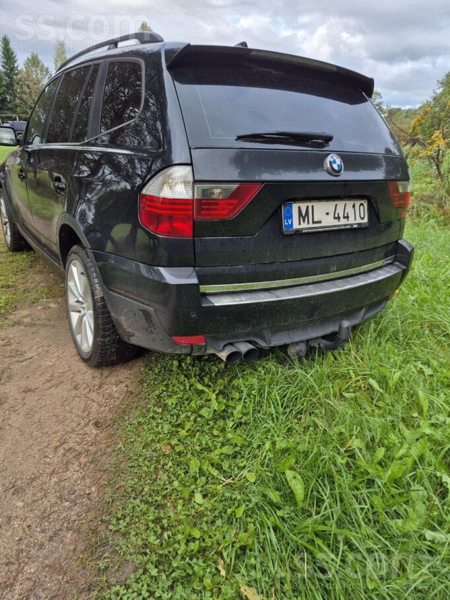Black BMW X3 2007 in Balvi, with an engine capacity of 3.00 L and mileage of 318 thousand km for 5000 €, photo 6 on AUTOMOTO.COM.LV