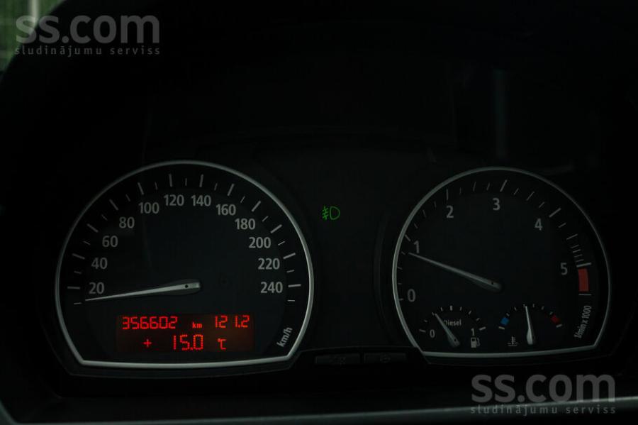 Black BMW X3 2007 in Jelgava, with an engine capacity of 2.00 L and mileage of 357 thousand km for 4900 €, photo 16 on AUTOMOTO.COM.LV