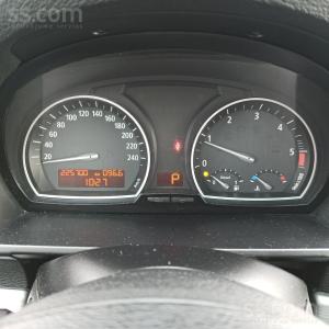 Black BMW X3 2008 in Daugavpils, with an engine capacity of 2.00 L and mileage of 0 thousand km for 6300 €, photo 23 on AUTOMOTO.COM.LV