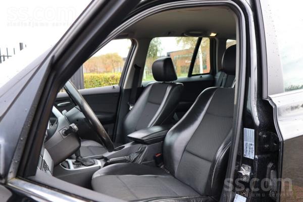 Black BMW X3 2008 in Riga, with an engine capacity of 3.00 L and mileage of 303 thousand km for 4995 €, photo 11 on AUTOMOTO.COM.LV