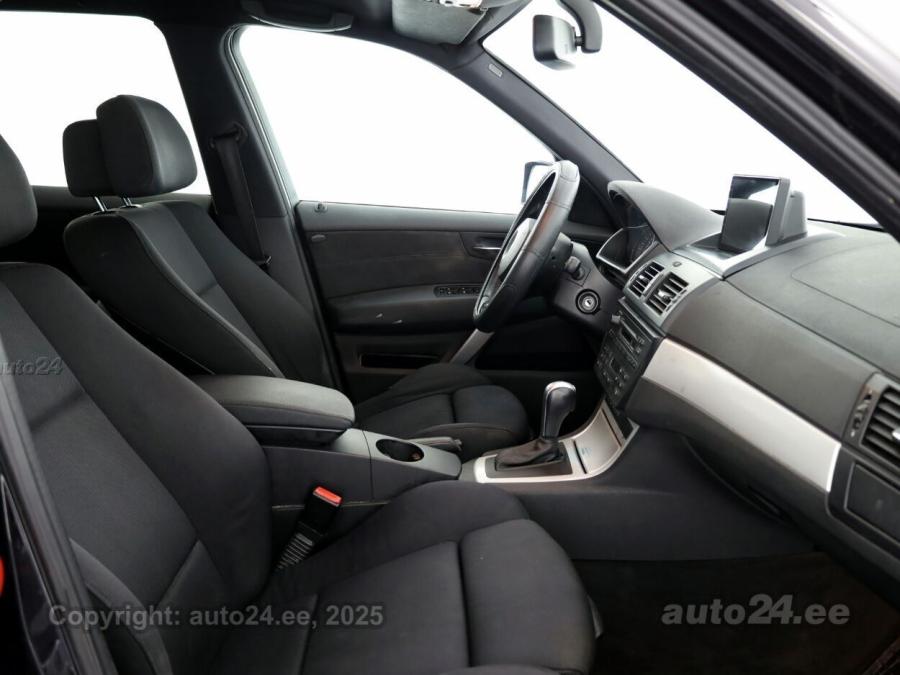 Black BMW X3 2008 in Tallinn, with an engine capacity of 2.00 L and mileage of 364 thousand km for 3199 €, photo 6 on AUTOMOTO.COM.LV