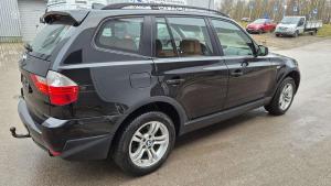 Black BMW X3 2008 in Kupiskis, with an engine capacity of 2.00 L and mileage of 244 thousand km for 4250 €, photo 7 on AUTOMOTO.COM.LV