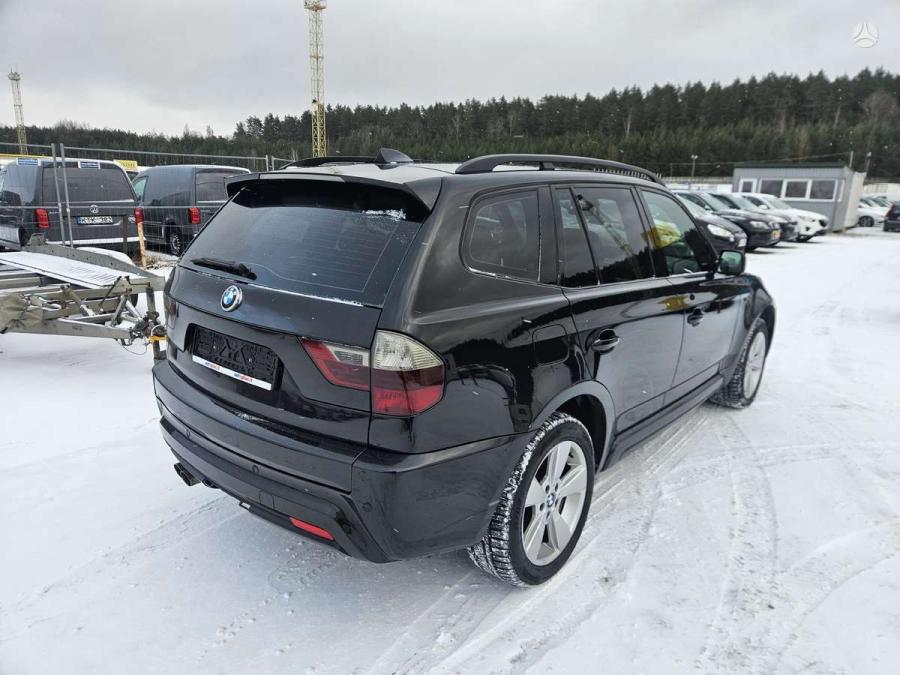 Melns BMW X3 2008 Viļņa, ar dzinēja tilpumu 2.99 L un nobraukumu 293 tūkst. km par 6500 €, foto 4 vietnē AUTOMOTO.COM.LV