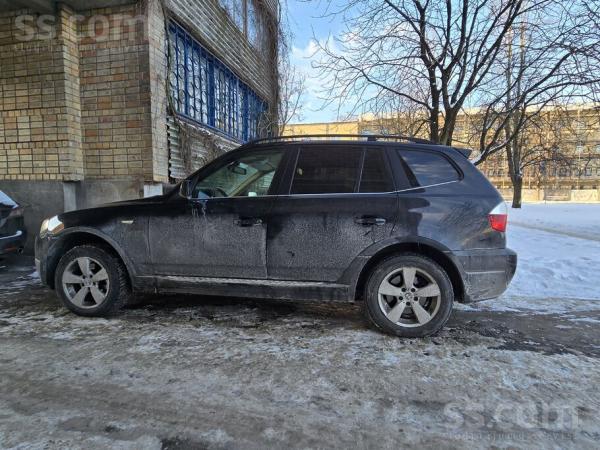 Black BMW X3 2008 in Riga, with an engine capacity of 3.00 L and mileage of 283 thousand km for 5500 €, photo 4 on AUTOMOTO.COM.LV