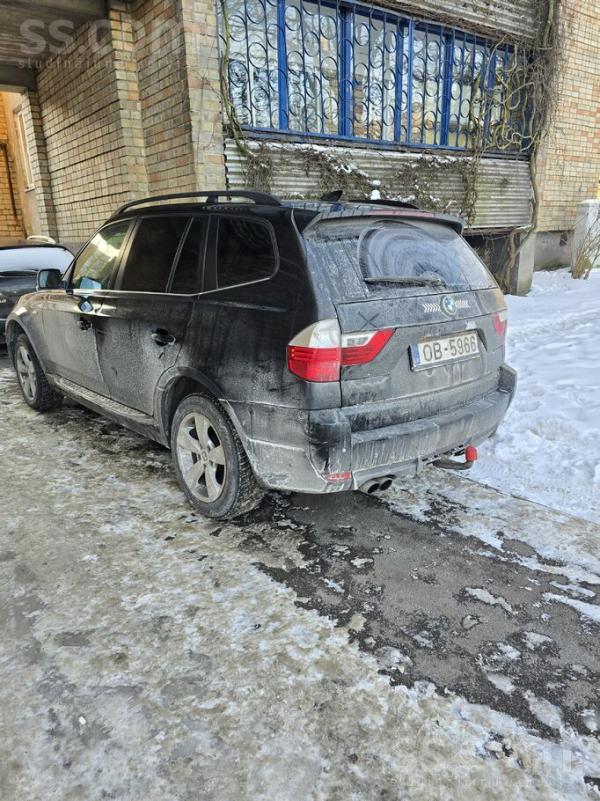 Black BMW X3 2008 in Riga, with an engine capacity of 3.00 L and mileage of 283 thousand km for 5500 €, photo 5 on AUTOMOTO.COM.LV
