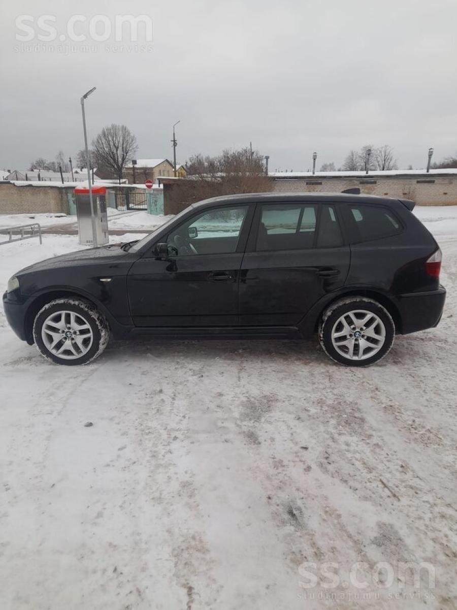 Black BMW X3 2008 in Bauska, with an engine capacity of 3.00 L and mileage of 252 thousand km for 6950 €, photo 8 on AUTOMOTO.COM.LV