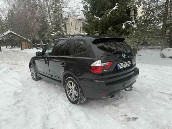 Melns BMW X3 2008 Viļņa, ar dzinēja tilpumu 2.00 L un nobraukumu 272 tūkst. km par 3350 €, foto 5 vietnē AUTOMOTO.COM.LV