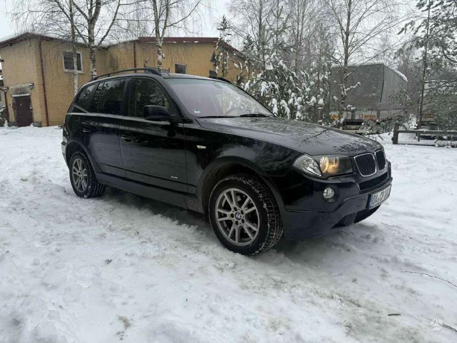 Melns BMW X3 2008 Viļņa, ar dzinēja tilpumu 2.00 L un nobraukumu 272 tūkst. km par 3350 €, foto 6 vietnē AUTOMOTO.COM.LV