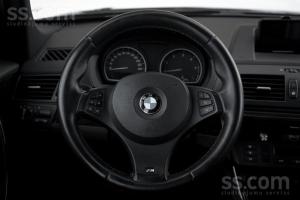 Black BMW X3 2008 in Tukums, with an engine capacity of 2.00 L and mileage of 318 thousand km for 6590 €, photo 17 on AUTOMOTO.COM.LV