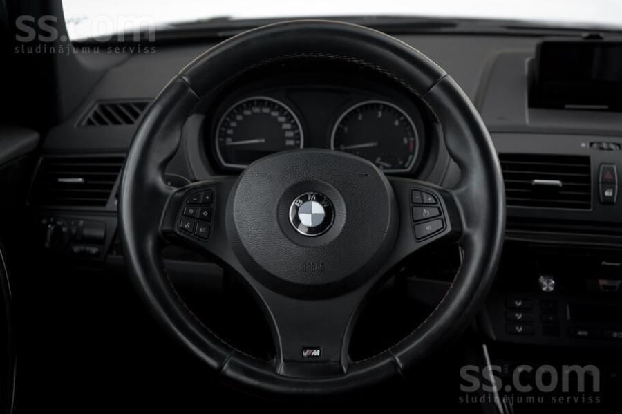 Black BMW X3 2008 in Tukums, with an engine capacity of 2.00 L and mileage of 318 thousand km for 6590 €, photo 17 on AUTOMOTO.COM.LV