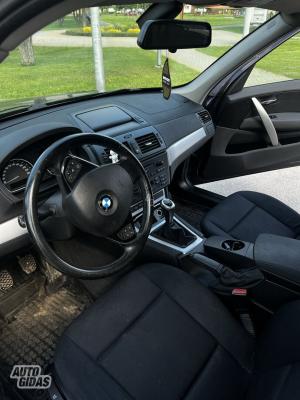 Black BMW X3 2008 in Vilnius, with an engine capacity of 2.00 L and mileage of 321 thousand km for 3900 €, photo 8 on AUTOMOTO.COM.LV
