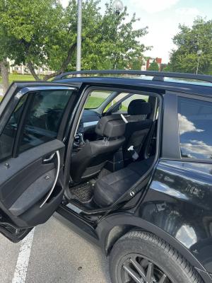 Black BMW X3 2008 in Vilnius, with an engine capacity of 2.00 L and mileage of 321 thousand km for 3900 €, photo 12 on AUTOMOTO.COM.LV