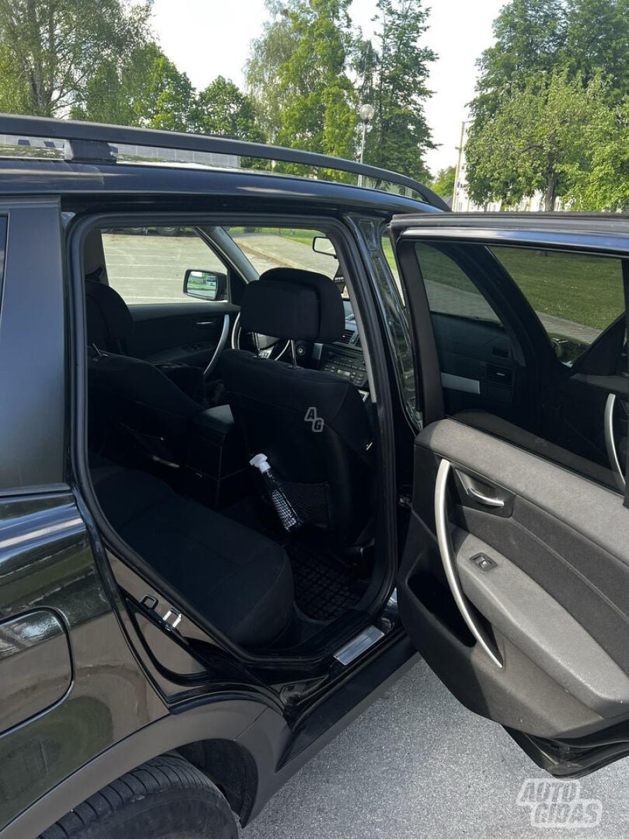 Black BMW X3 2008 in Vilnius, with an engine capacity of 2.00 L and mileage of 321 thousand km for 3900 €, photo 13 on AUTOMOTO.COM.LV