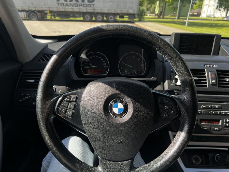 Black BMW X3 2008 in Vilnius, with an engine capacity of 2.00 L and mileage of 321 thousand km for 3900 €, photo 18 on AUTOMOTO.COM.LV