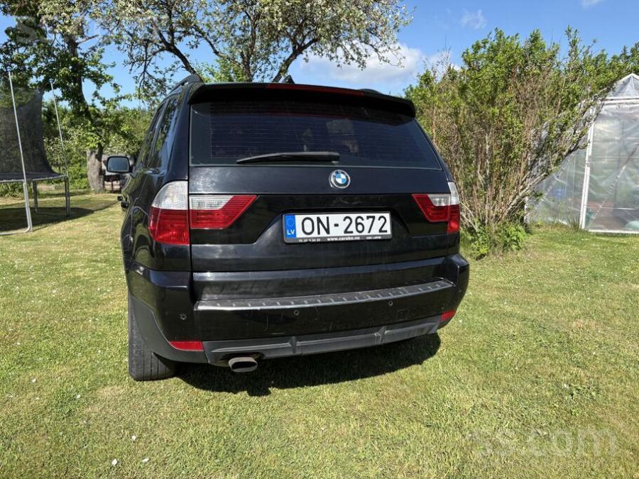 Black BMW X3 2008 in Riga, with an engine capacity of 2.00 L and mileage of 224 thousand km for 5700 €, photo 5 on AUTOMOTO.COM.LV