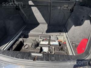 Black BMW X3 2008 in Riga, with an engine capacity of 2.00 L and mileage of 224 thousand km for 5700 €, photo 7 on AUTOMOTO.COM.LV