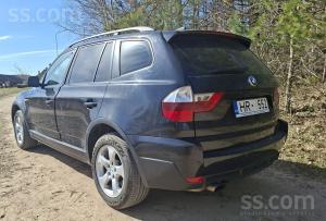 Black BMW X3 2008 in Riga, with an engine capacity of 2.00 L and mileage of 284 thousand km for 5800 €, photo 3 on AUTOMOTO.COM.LV