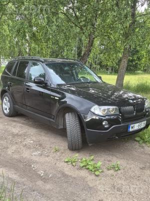 Black BMW X3 2008 in Riga, with an engine capacity of 2.00 L and mileage of 269 thousand km for 5900 €, photo 4 on AUTOMOTO.COM.LV