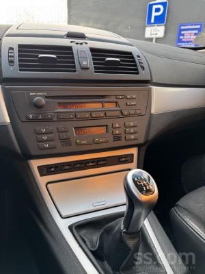 Black BMW X3 2008 in Riga, with an engine capacity of 2.00 L and mileage of 269 thousand km for 5900 €, photo 6 on AUTOMOTO.COM.LV