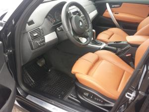 Black BMW X3 2008 in Riga, with an engine capacity of 3.00 L and mileage of 239 thousand km for 7500 €, photo 4 on AUTOMOTO.COM.LV