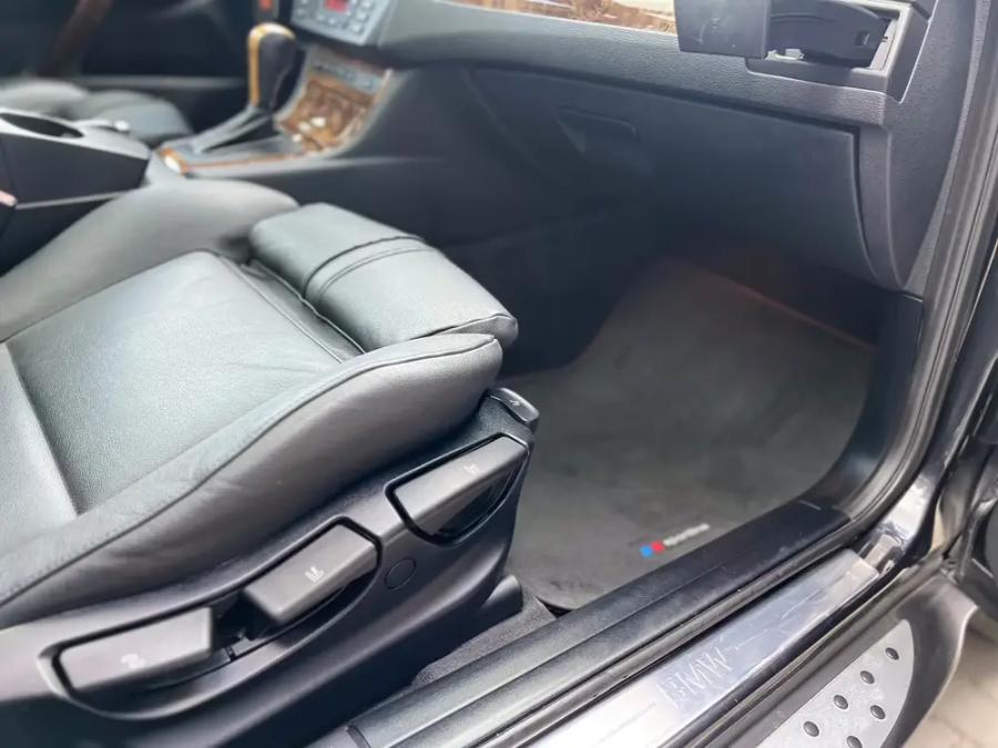Black BMW X3 2008 in Jekabpils, with an engine capacity of 2.00 L and mileage of 245 thousand km for 6850 €, photo 18 on AUTOMOTO.COM.LV