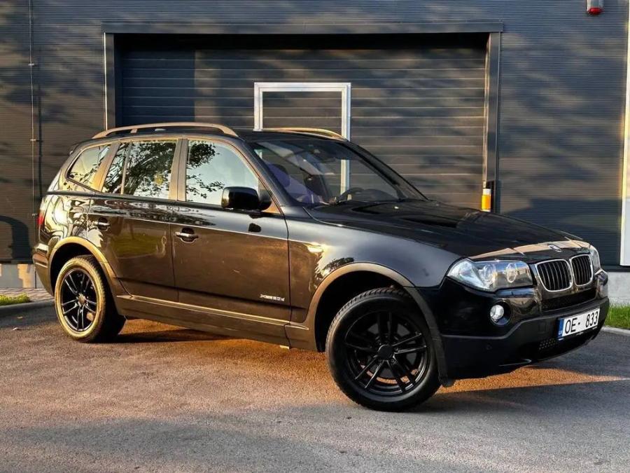 Black BMW X3 2008 in Riga, with an engine capacity of 2.00 L and mileage of 121 thousand km for 5590 €, photo 4 on AUTOMOTO.COM.LV