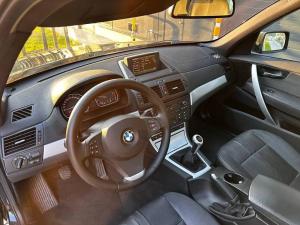 Black BMW X3 2008 in Riga, with an engine capacity of 2.00 L and mileage of 121 thousand km for 5590 €, photo 10 on AUTOMOTO.COM.LV