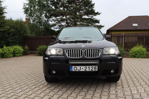 Melns BMW X3 2008 Rīga, ar dzinēja tilpumu 3.00 L un nobraukumu 384 tūkst. km par 6490 €, foto 3 vietnē AUTOMOTO.COM.LV