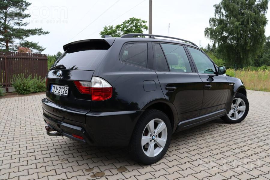 Black BMW X3 2008 in Riga, with an engine capacity of 3.00 L and mileage of 384 thousand km for 6490 €, photo 8 on AUTOMOTO.COM.LV