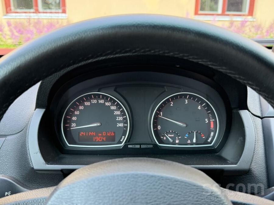 Black BMW X3 2008 in Riga, with an engine capacity of 2.00 L and mileage of 241 thousand km for 5750 €, photo 28 on AUTOMOTO.COM.LV